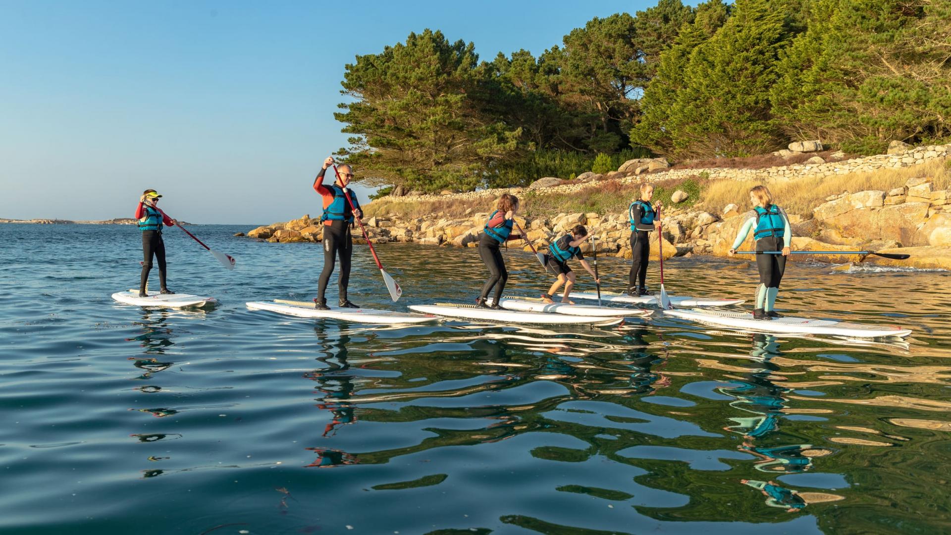 Balade en Stand Up Paddle en Bretagne | Office de Tourisme de la Côte ...