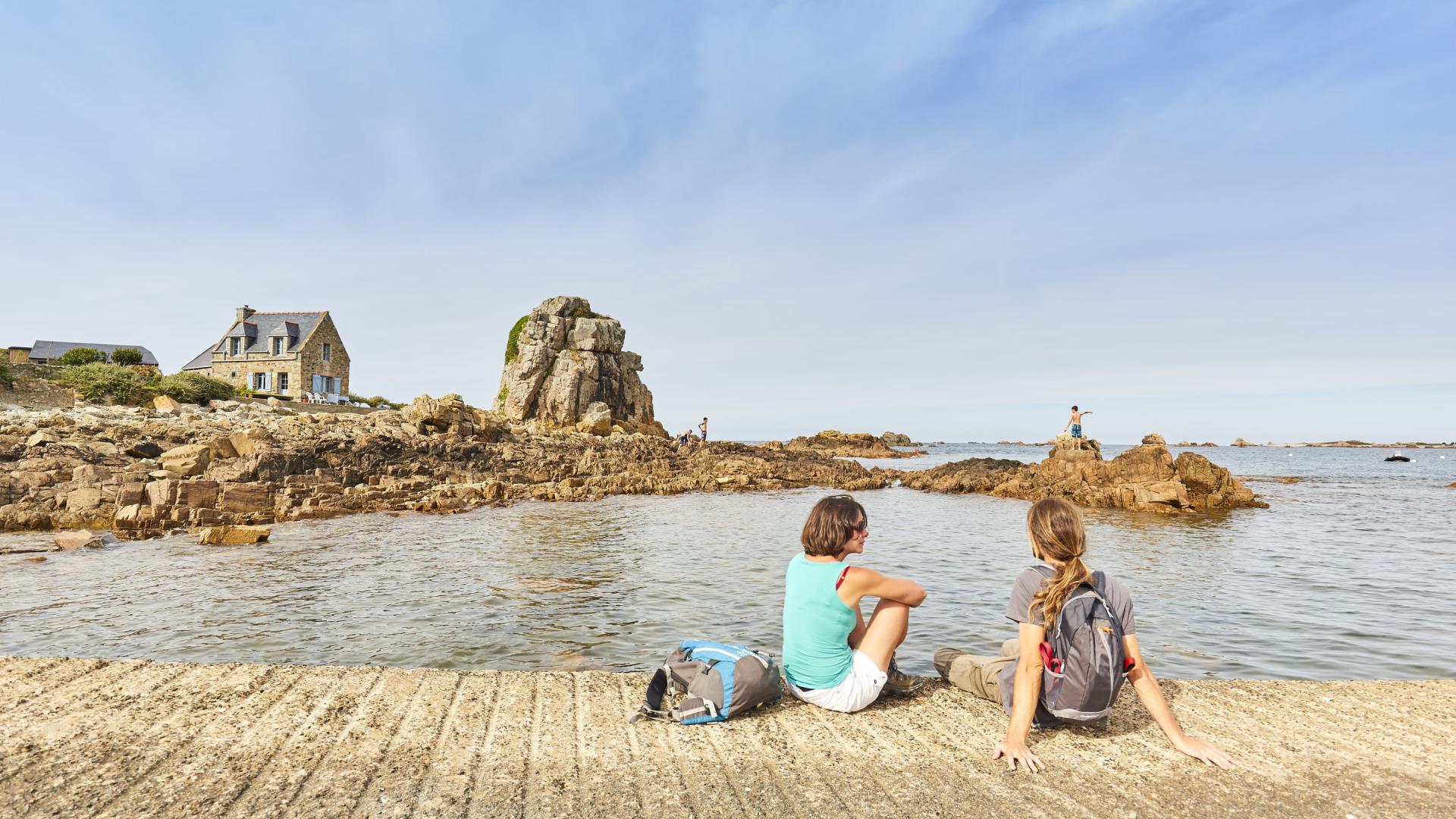 Découverte du gouffre de Plougrescant | Office de Tourisme de la Côte de Granit Rose
