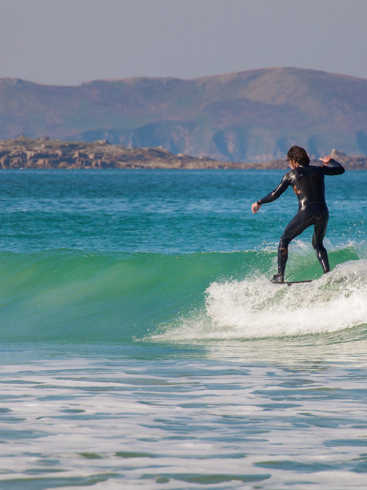 Surf en Bretagne : notre top 5 des meilleurs spots ! Office de Tourisme ...
